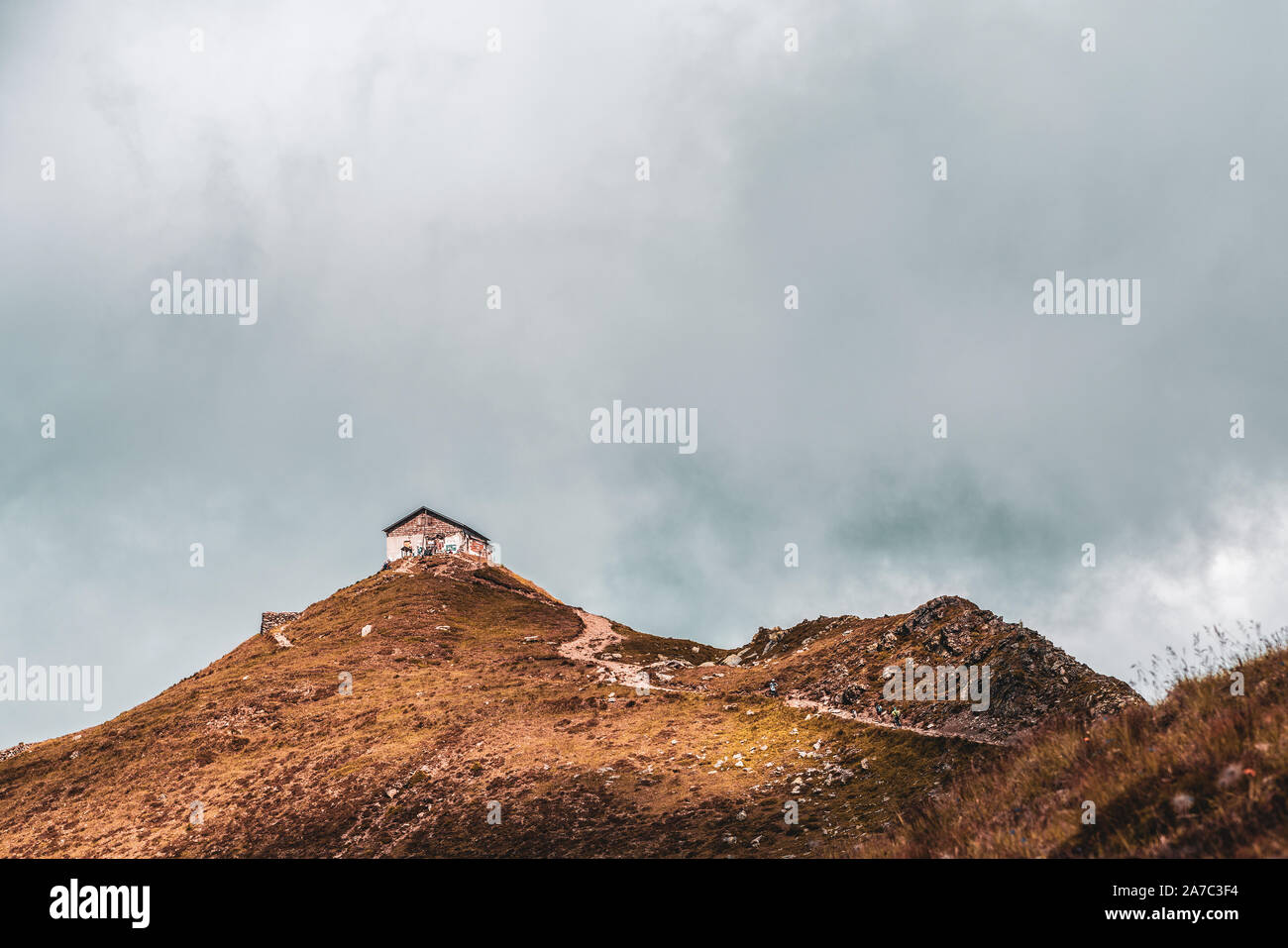 Old indian hut hi-res stock photography and images - Alamy