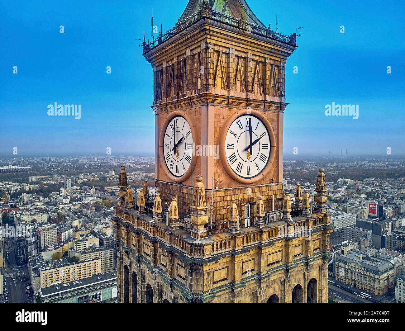 Clock face 5 o clock hi-res stock photography and images - Alamy