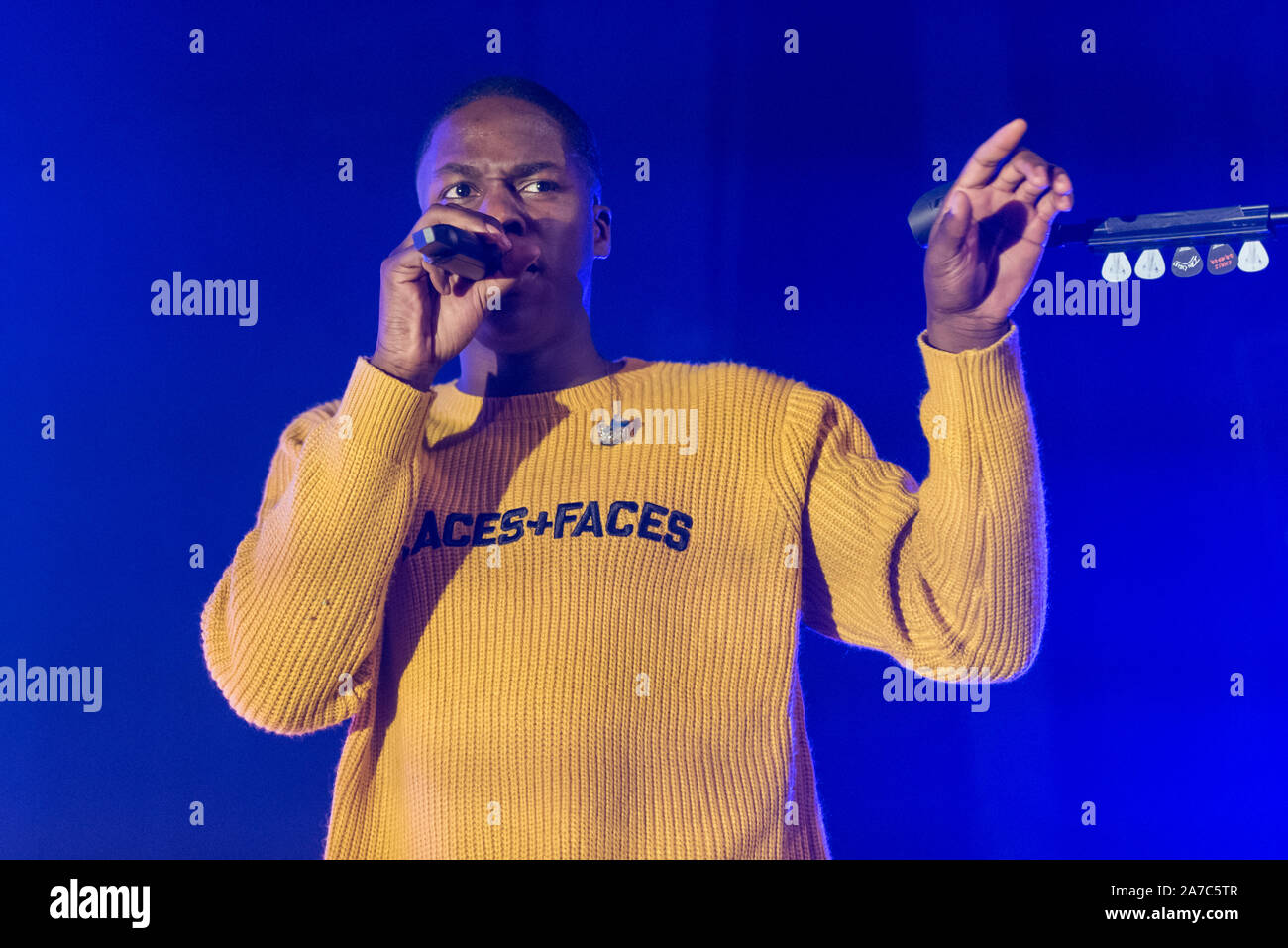 Daniel caesar concert hi-res stock photography and images - Alamy