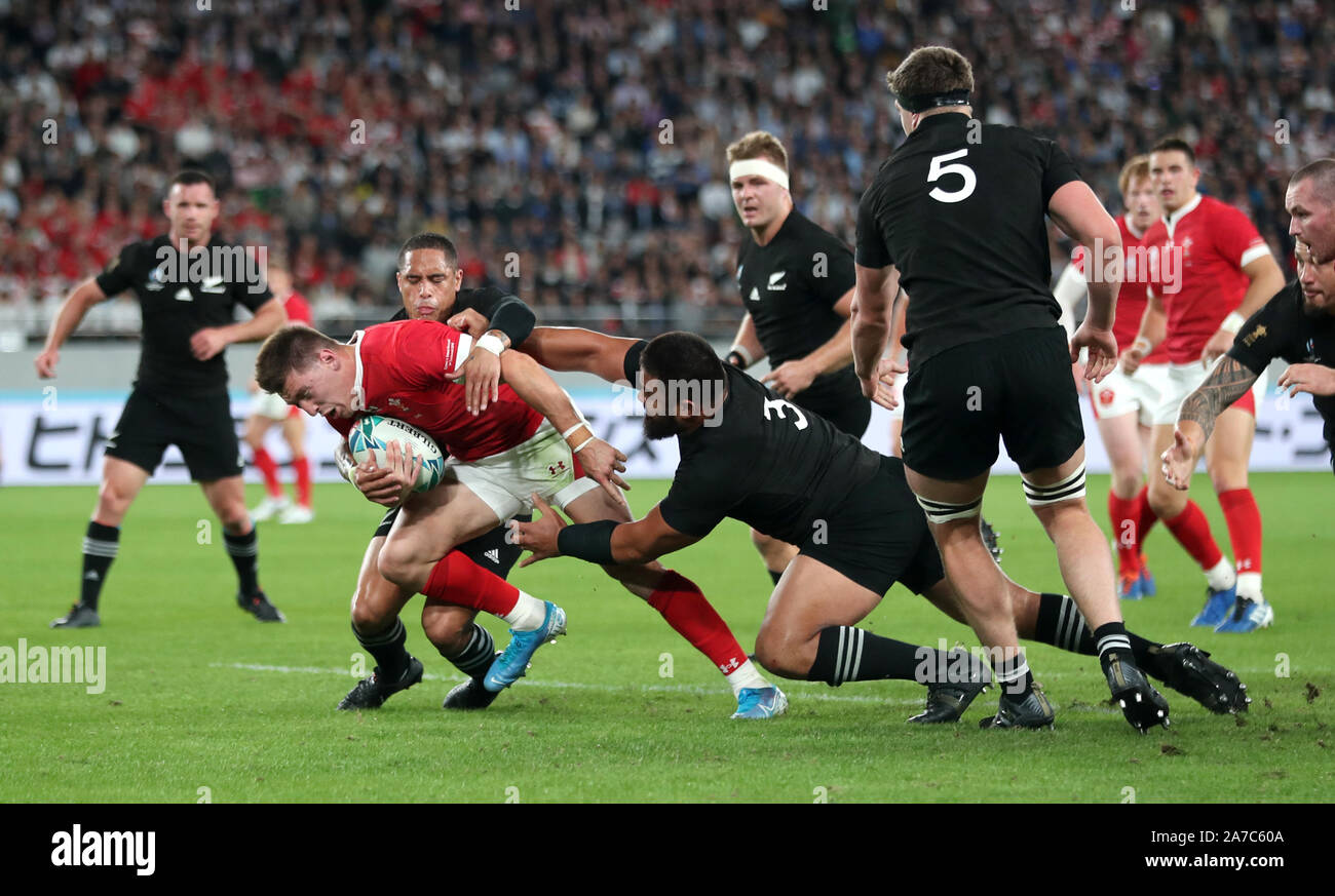 New zealands aaron smith during the rugby world cup hi-res stock ...