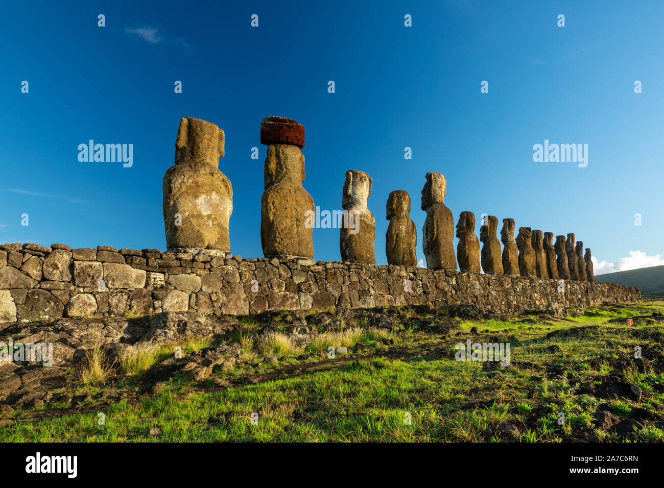 Back view moai statues hi-res stock photography and images - Alamy