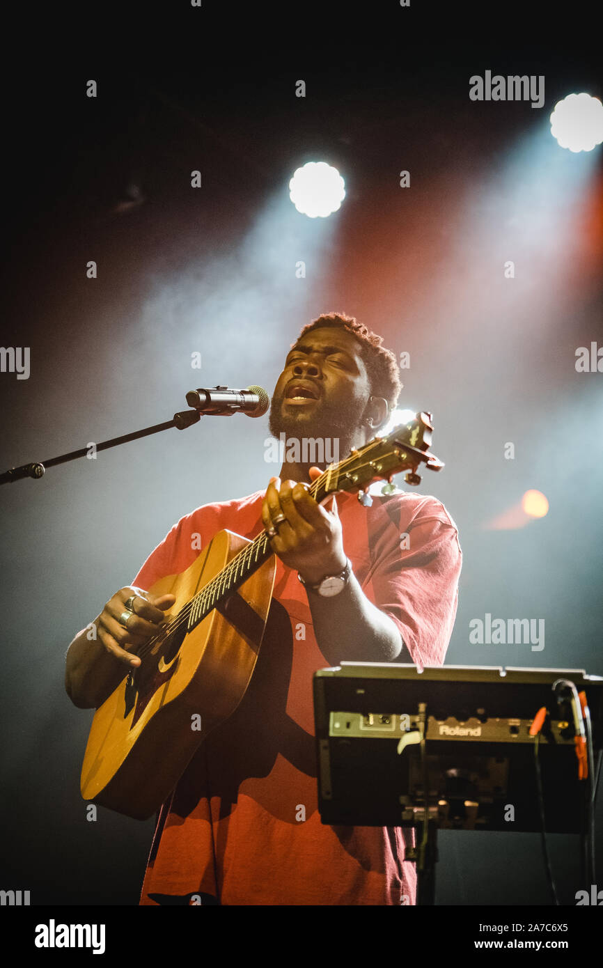 Jake isaac singer hi-res stock photography and images - Alamy