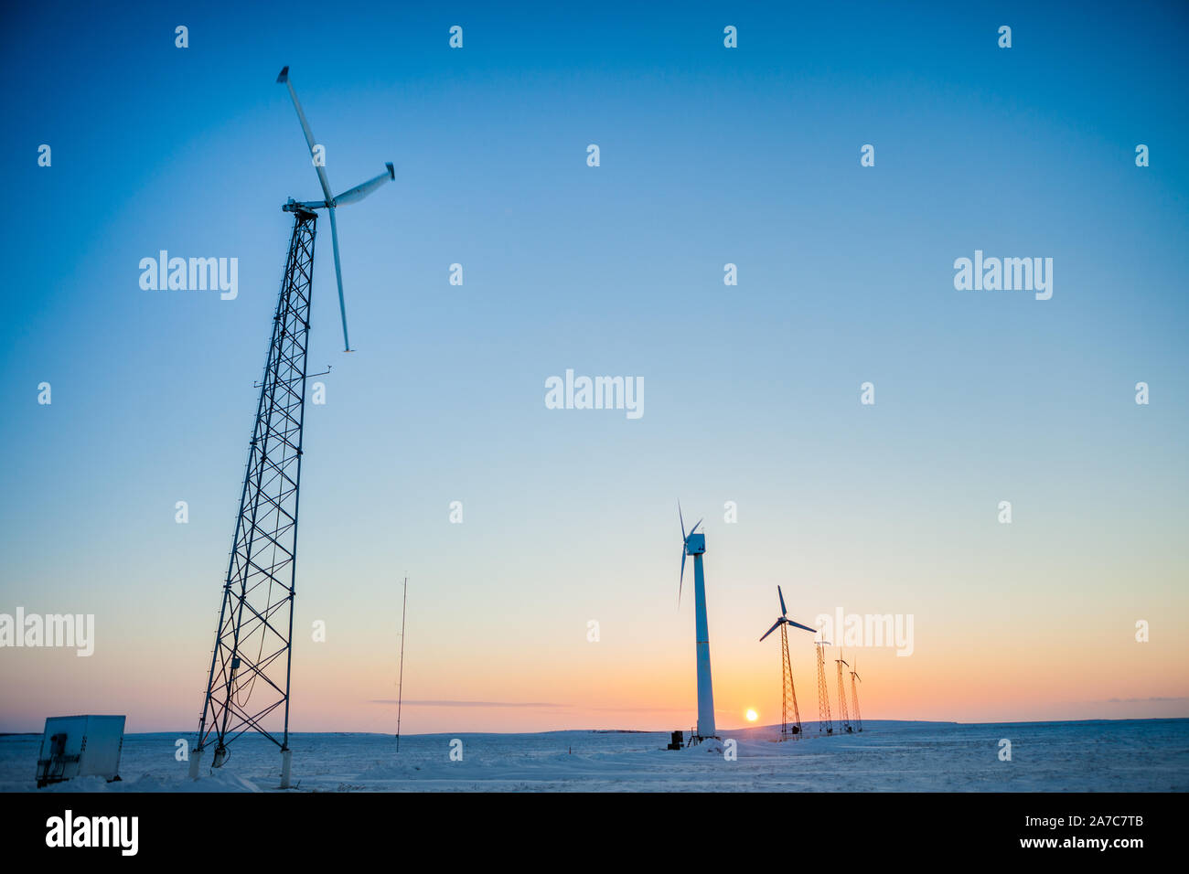 Snow alaska wind hi-res stock photography and images - Alamy