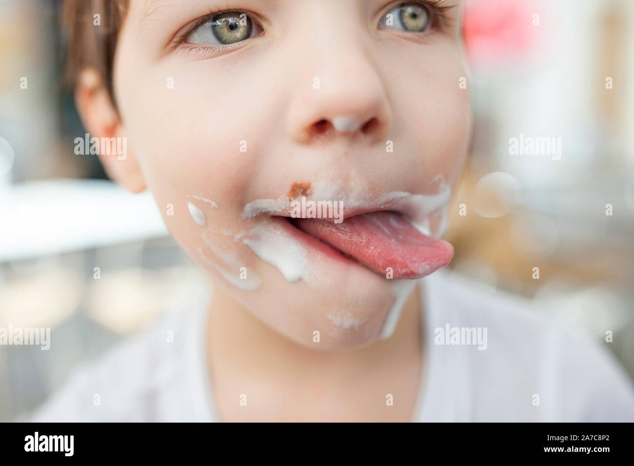 Dirty face children hi-res stock photography and images - Alamy
