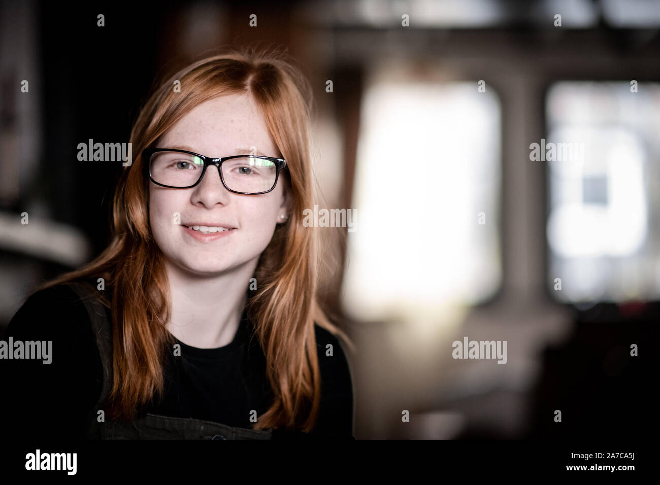 01 November 2019, North Rhine-Westphalia, Krefeld: 14-year-old Zoe Karg ...