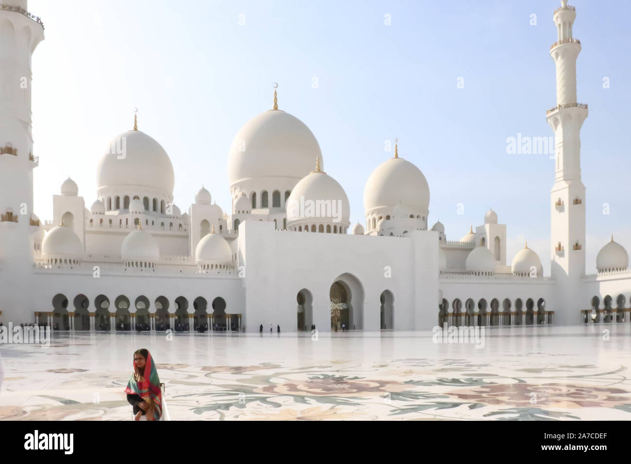 Abu Dhabi, UAE December 27/2018 Sheikh zayed mosque. United arab ...