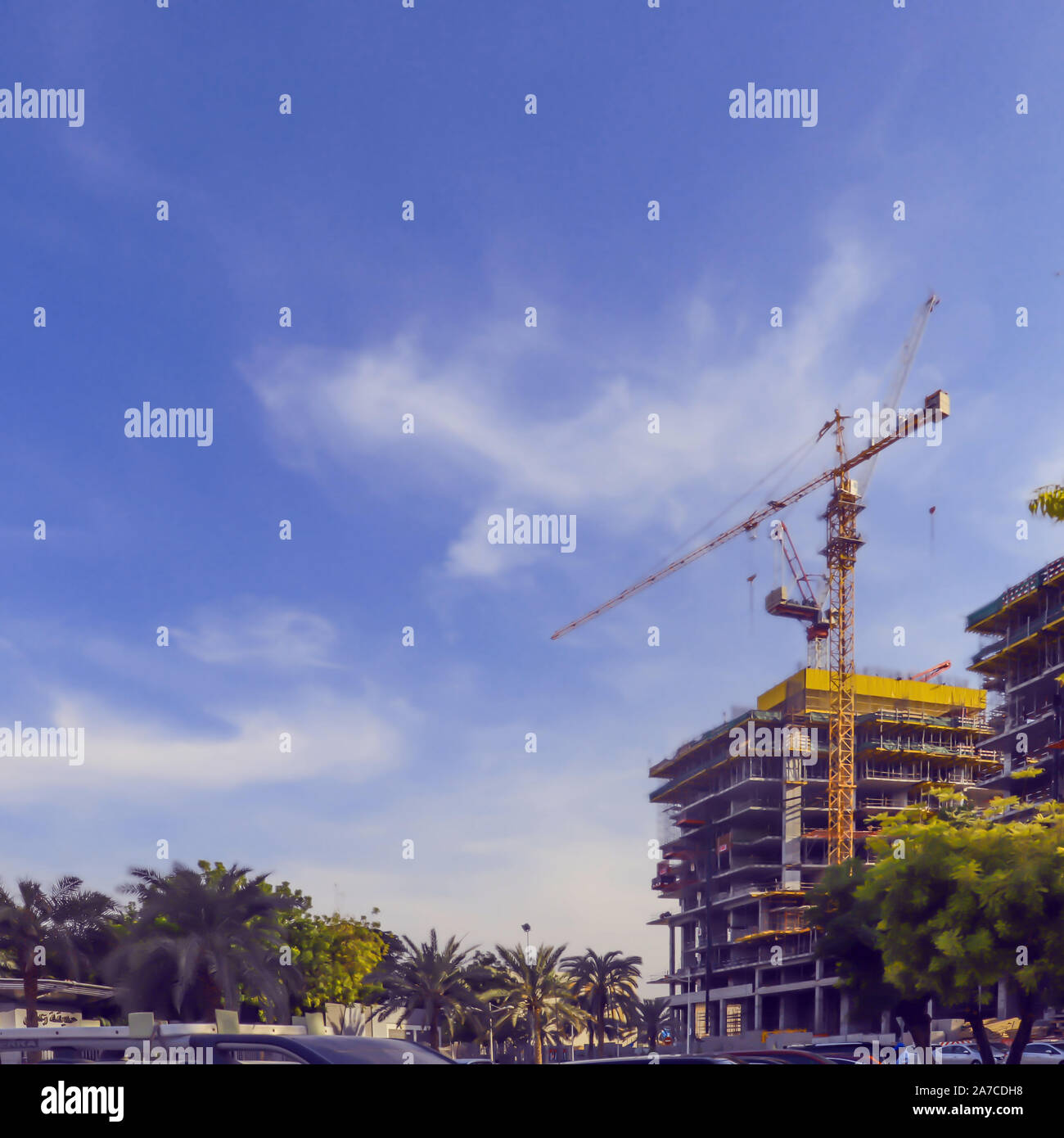 Dubai infrastructure building construction hi-res stock photography and ...