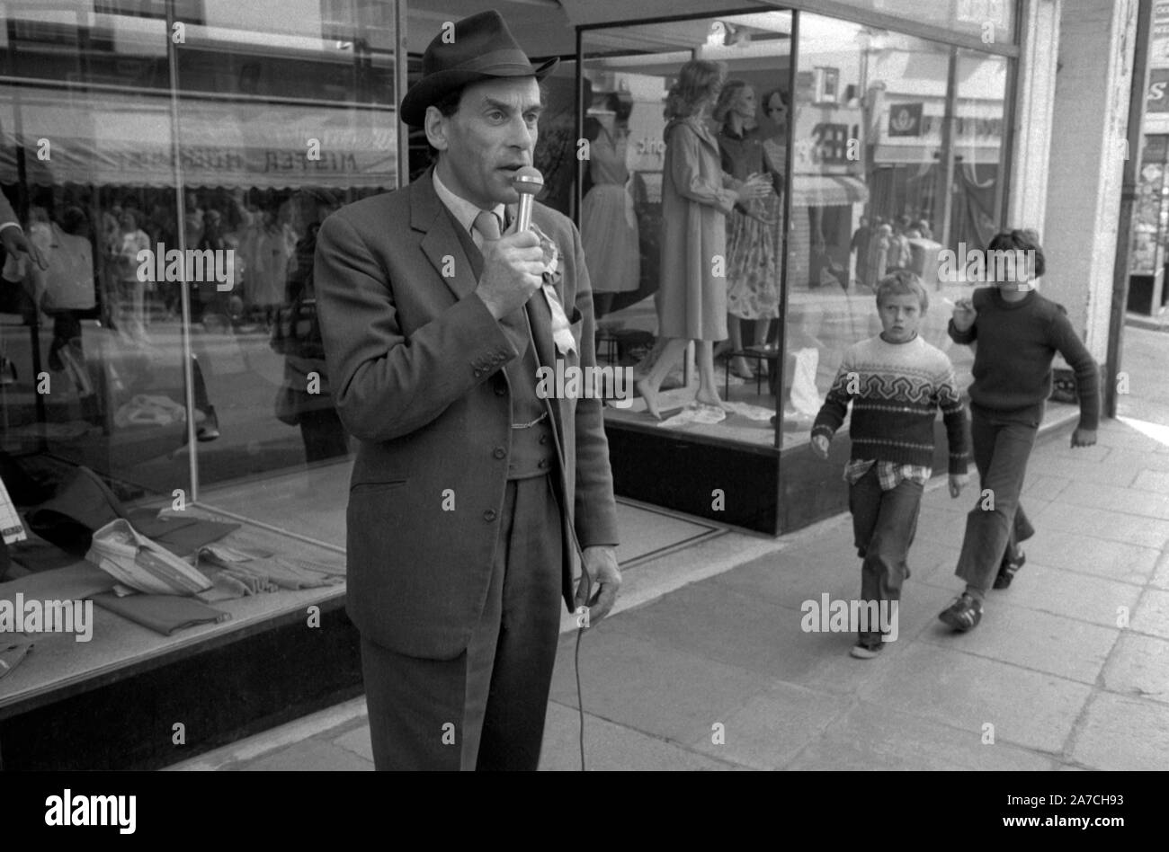 Politicians seventies hi-res stock photography and images - Alamy