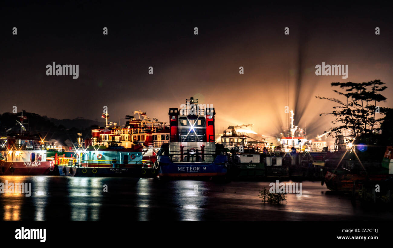 Sungai mahakam hi-res stock photography and images - Alamy