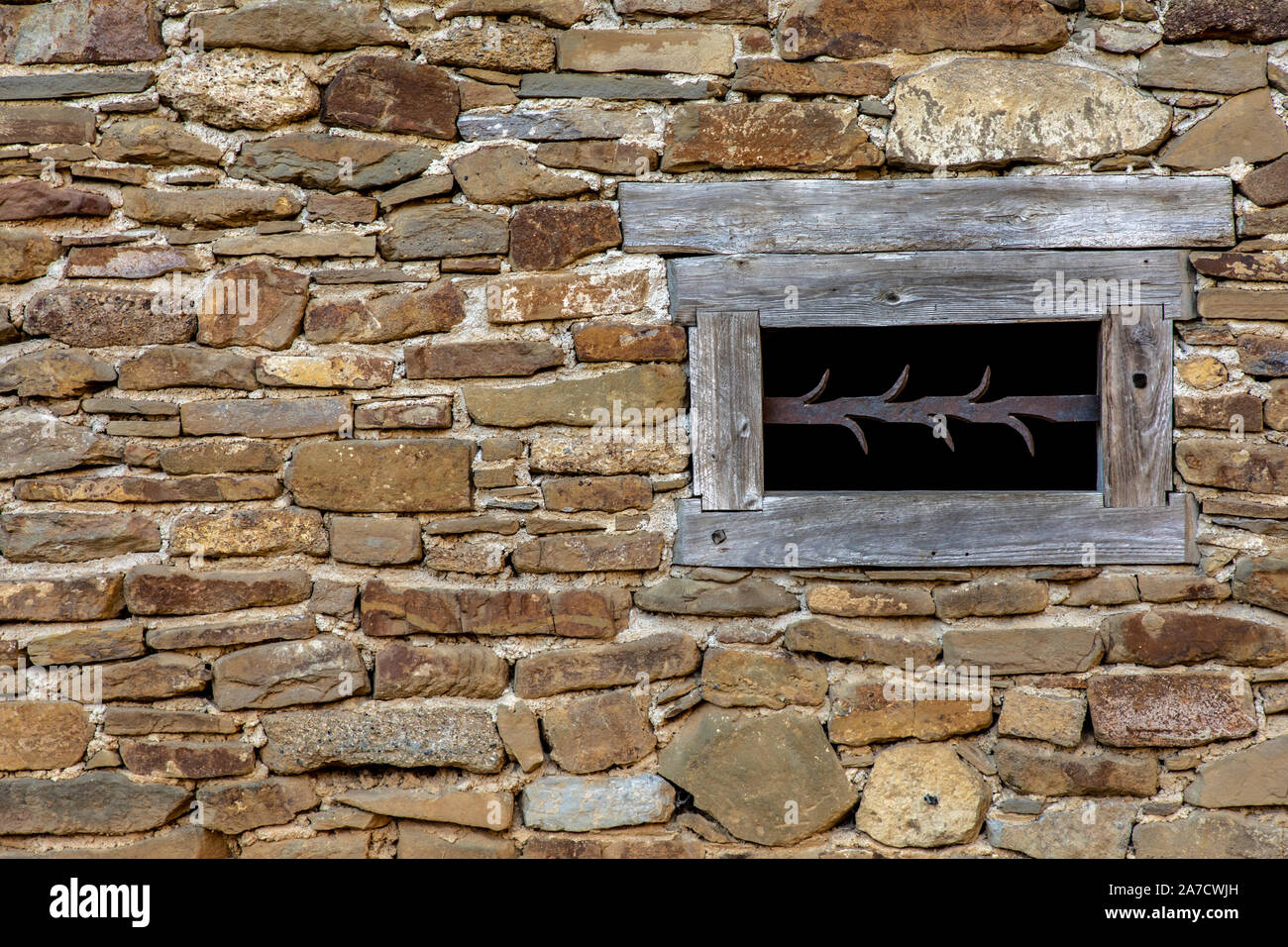 Vintage basement hi-res stock photography and images - Alamy