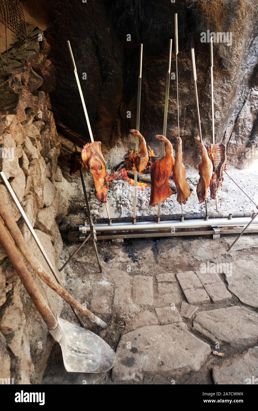 Spit roast hi-res stock photography and images - Alamy