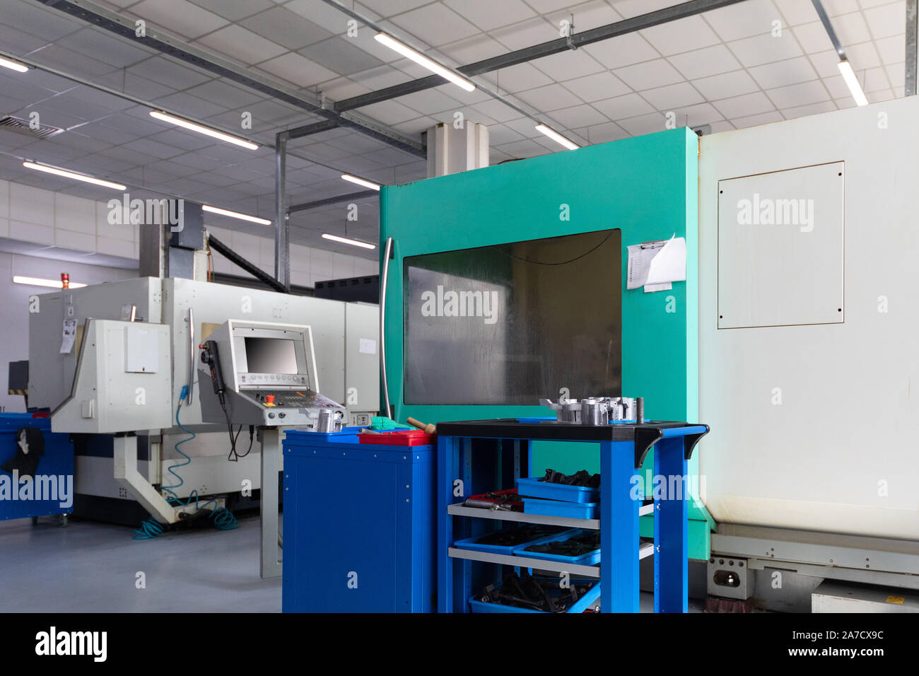 New factory unit hi-res stock photography and images - Alamy