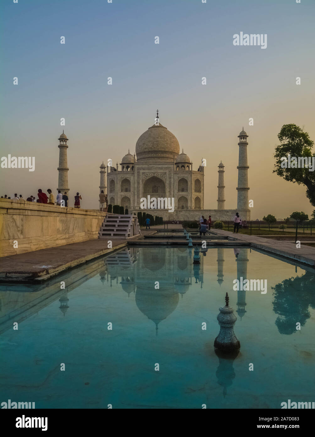Taj Mahal at sunrise Stock Photo - Alamy