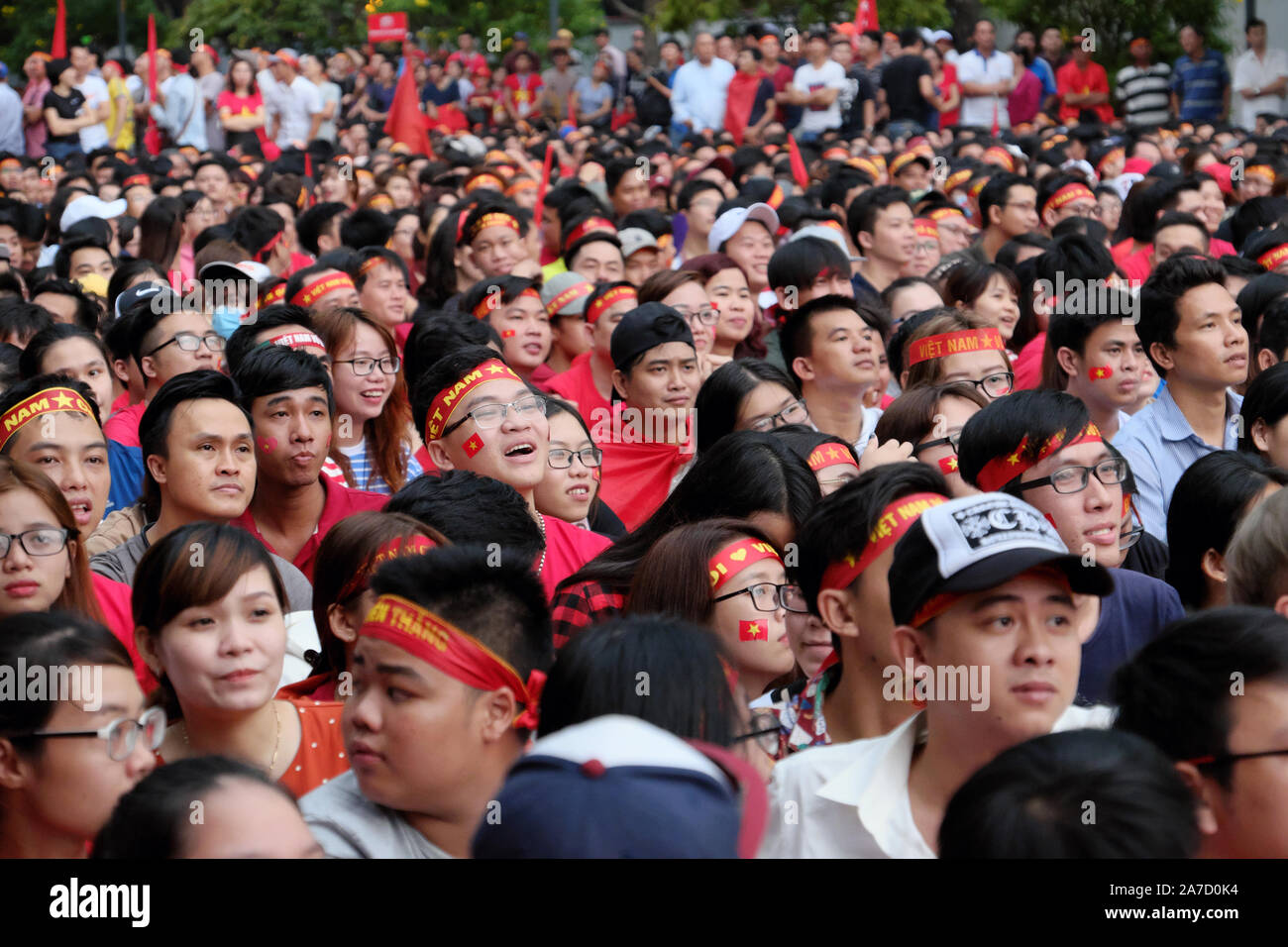 Crowd of people watching football match hi-res stock photography and ...