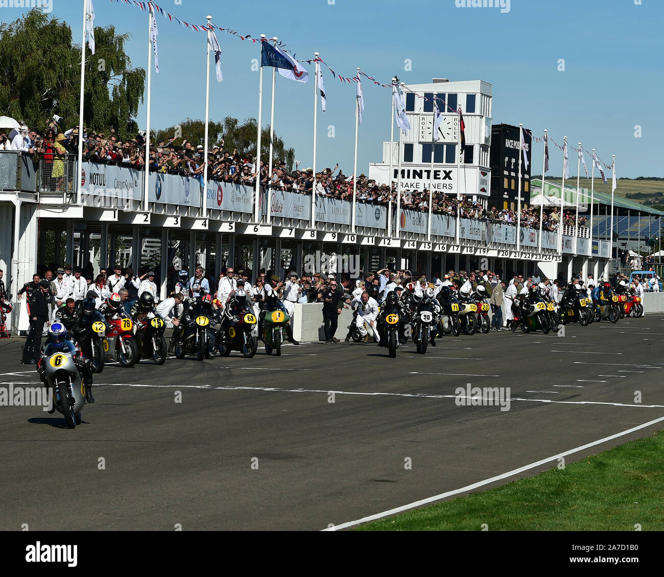 Saddle up and go, Barry Sheene Memorial Trophy, Goodwood Revival 2019 ...