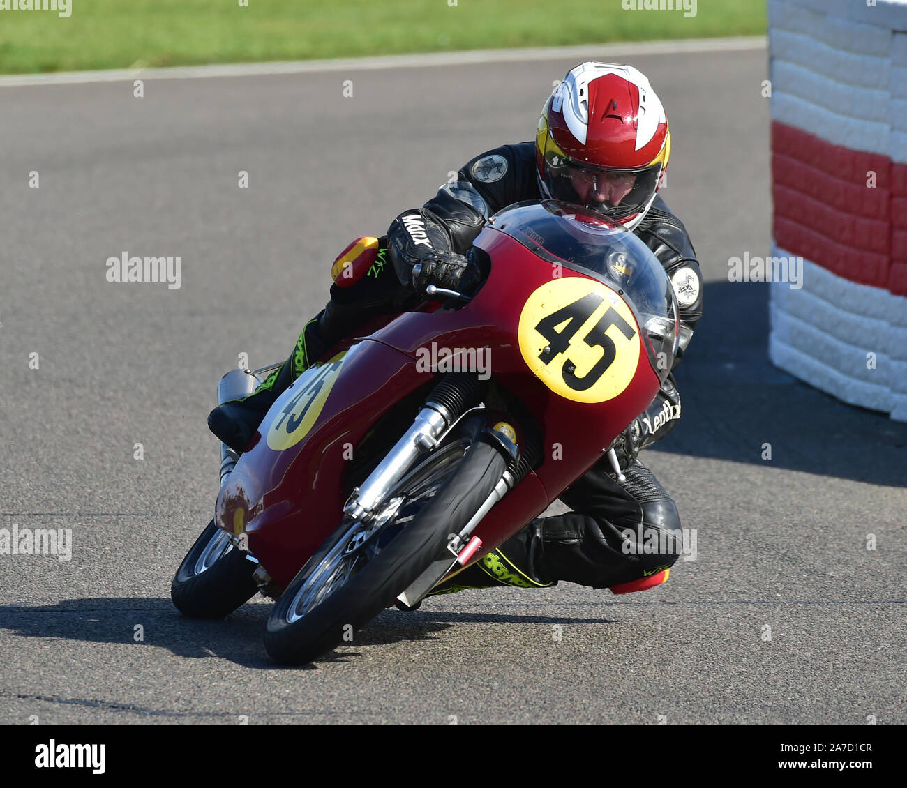 John McGuinness, Sebastian Perez, Matchless G50, Barry Sheene Memorial ...