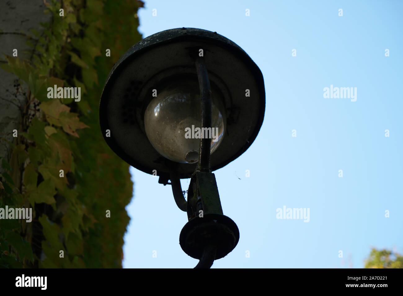 Old lamps along way hi-res stock photography and images - Alamy