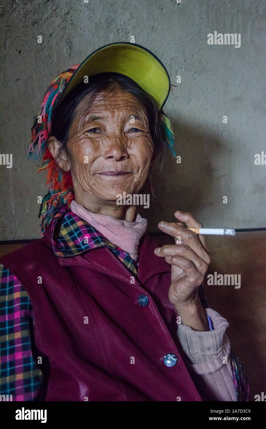 Yi house hi-res stock photography and images - Alamy