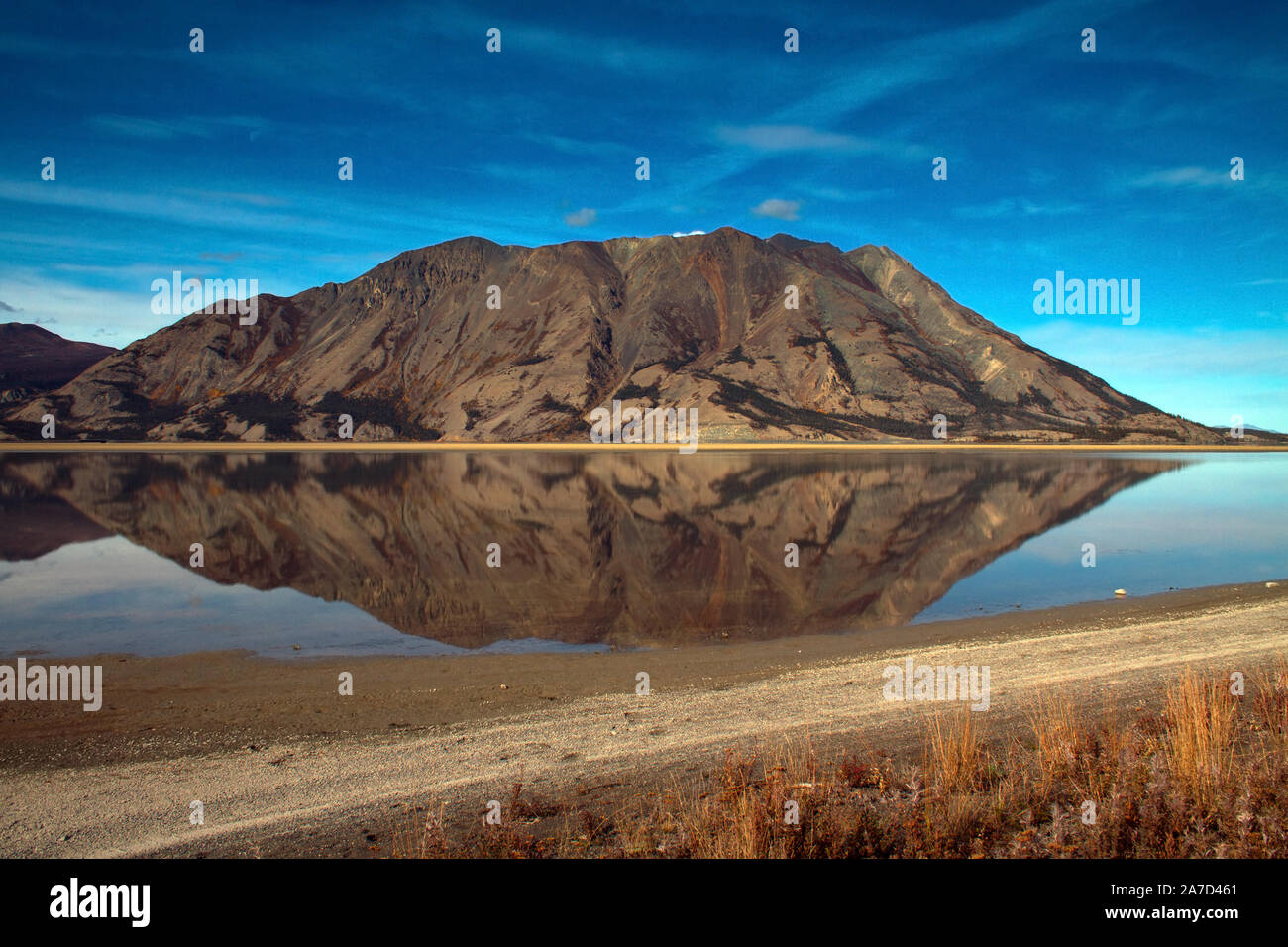 Kluane national park and reserve hi-res stock photography and images ...