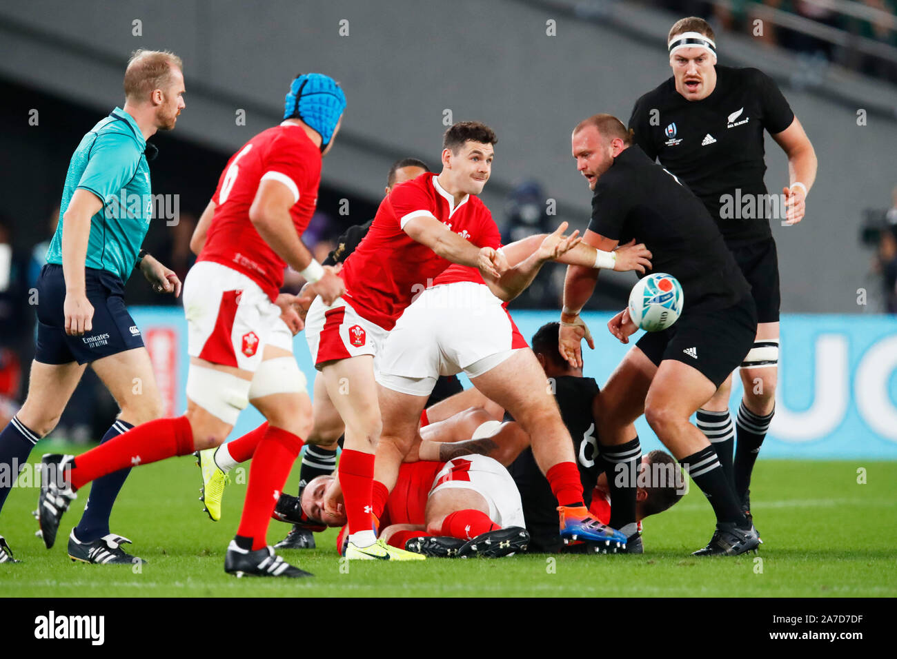 Tokyo, Japan. 1st Nov, 2019. Tomos Williams (WAL) Rugby : 2019 Rugby ...