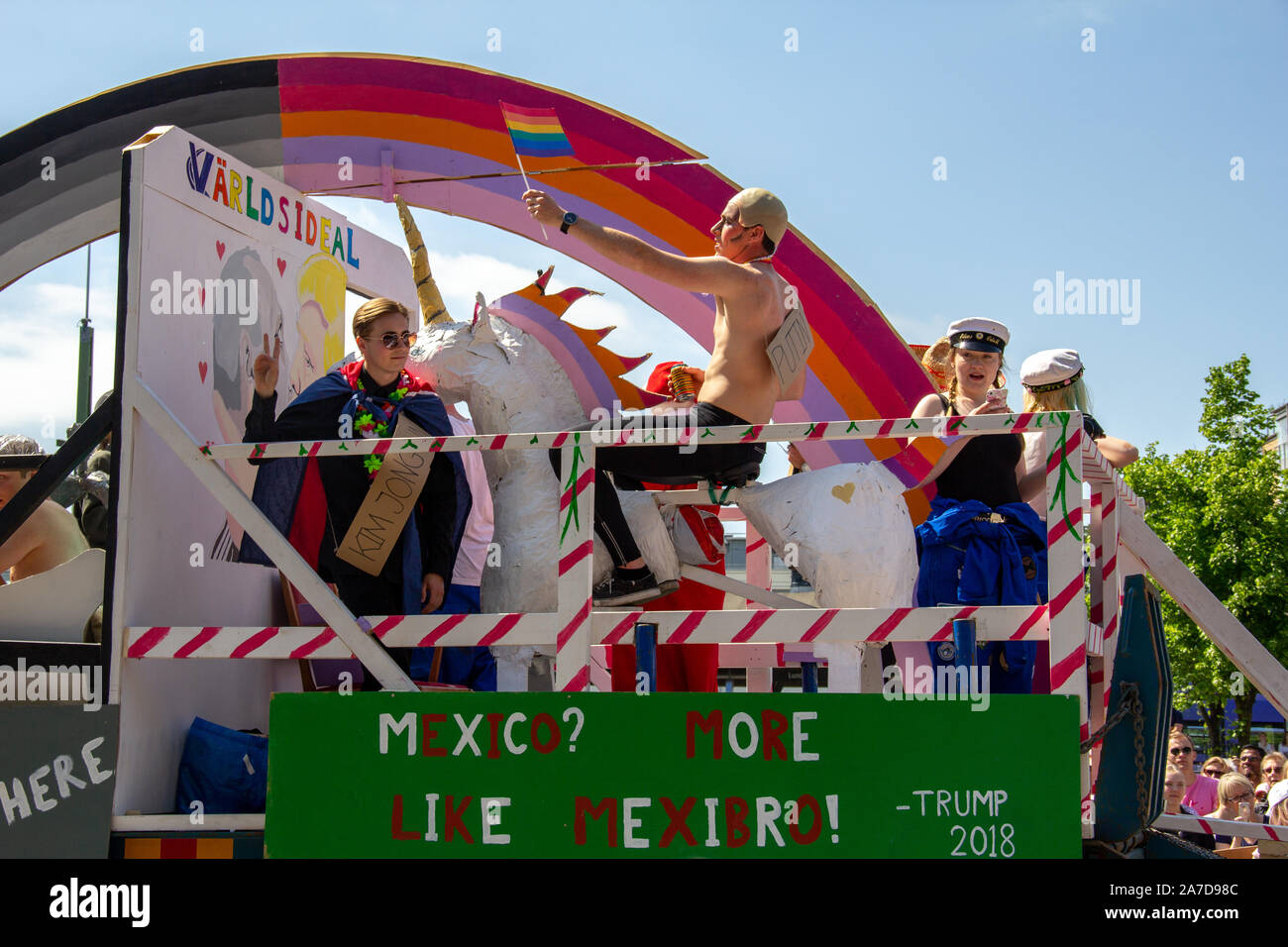 Float parade mexico hi-res stock photography and images - Alamy