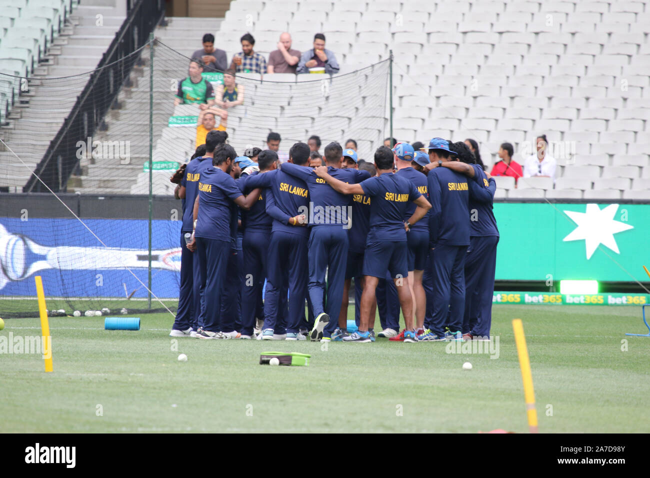 2019 the australian team huddle hi-res stock photography and images - Alamy