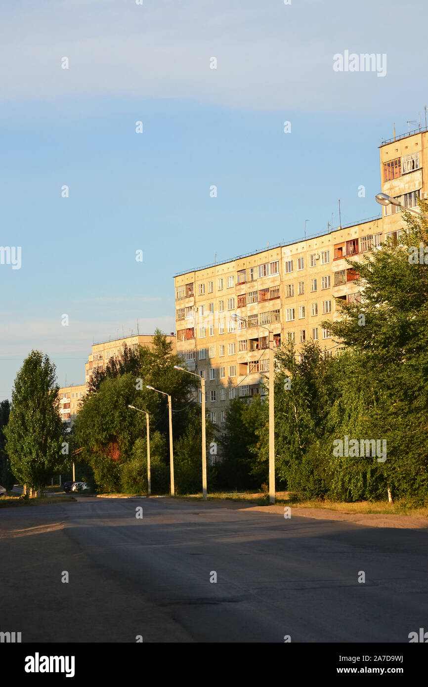 Morning building hi-res stock photography and images - Alamy