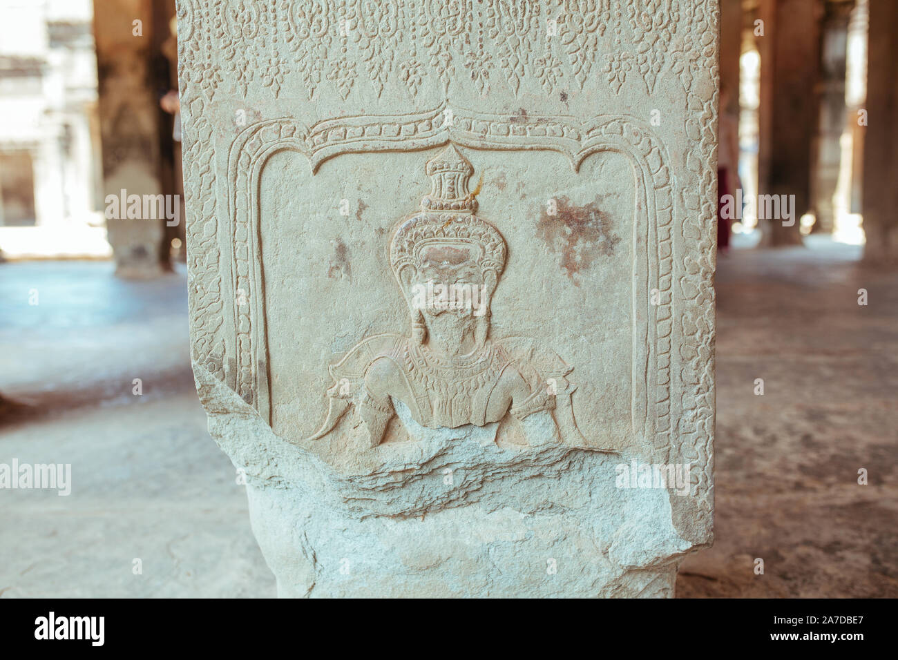 Cambodian Acient Murals and cave paintings on Agkor Wat temple walls ...