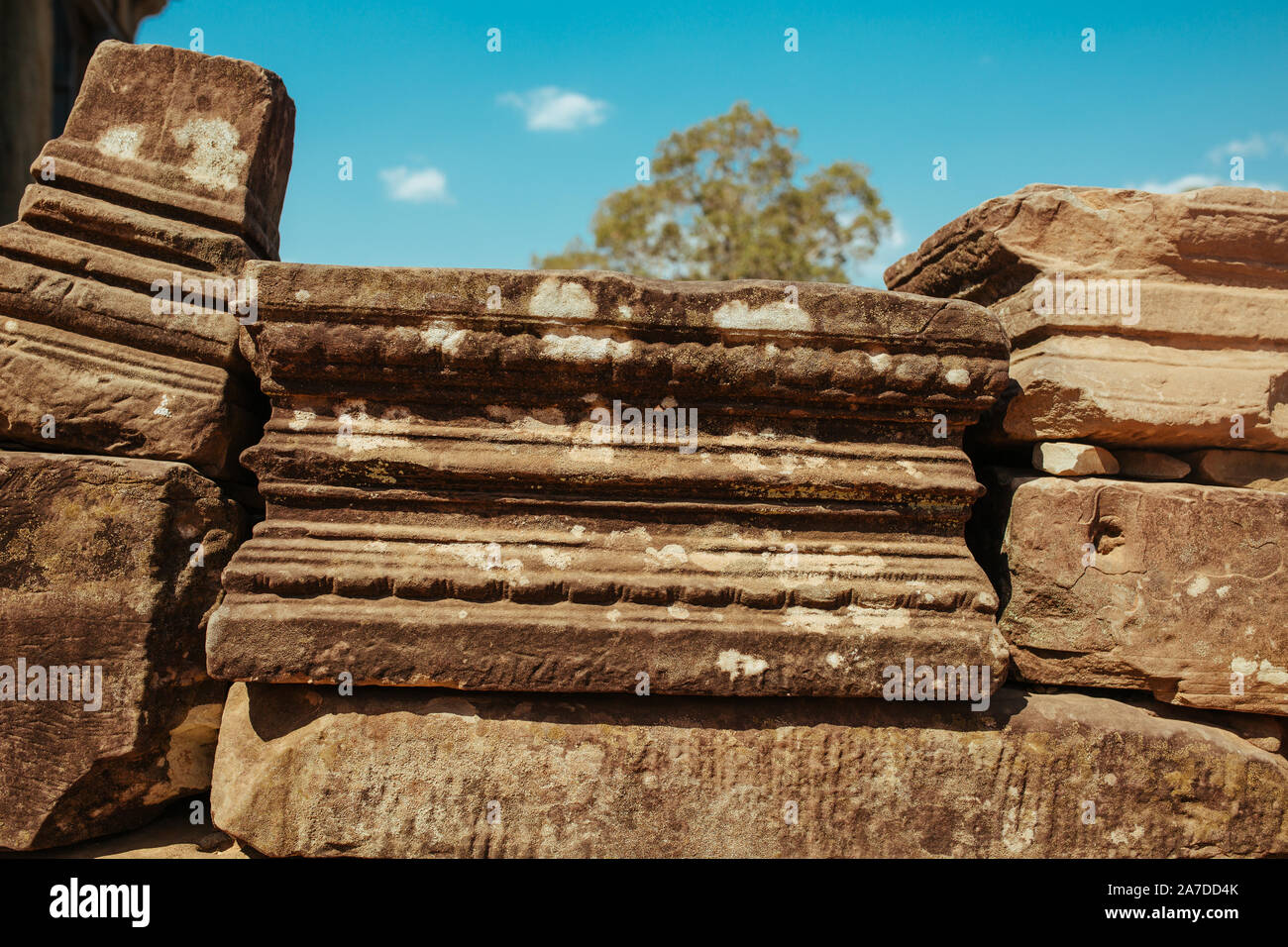 Cambodian Acient Murals and cave paintings on Agkor Wat temple walls ...