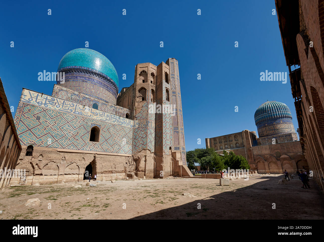 Bibi-Khanym Mosque or Bibi Khanum Mosque, Samarkand, Uzbekistan ...