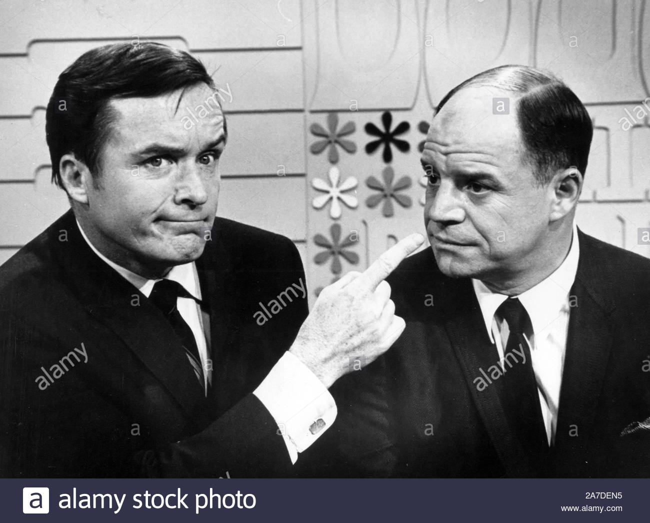 Mike Douglas Show High Resolution Stock Photography and Images - Alamy