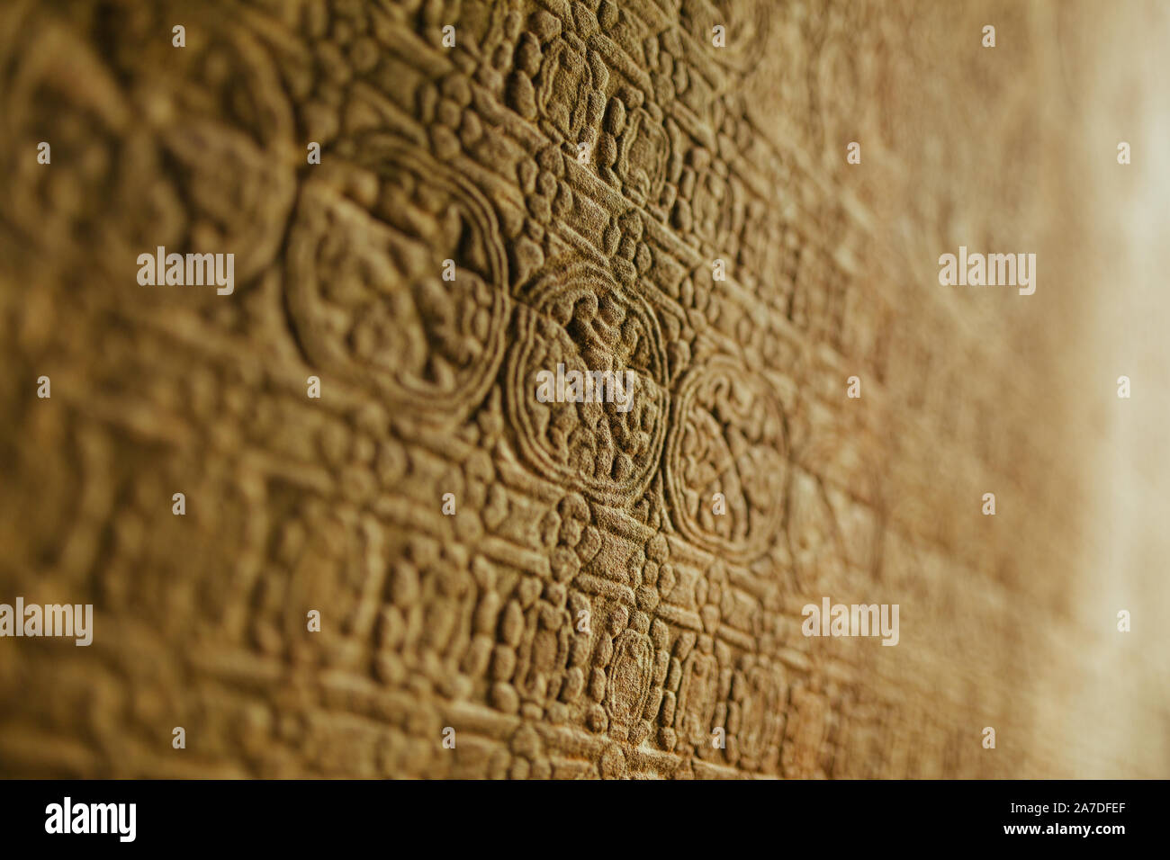 Cambodian Acient Murals and cave paintings on Agkor Wat temple walls ...