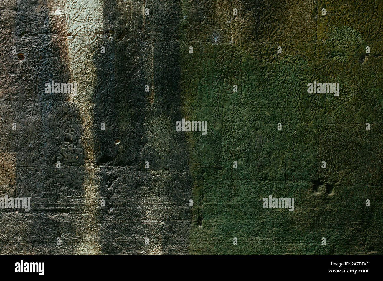 Cambodian Acient Murals and cave paintings on Agkor Wat temple walls ...