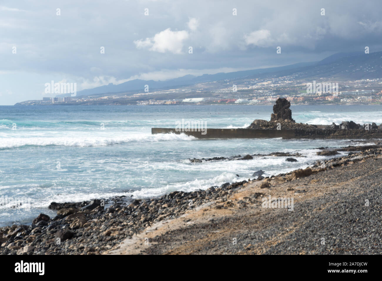 Shore peaceful hi-res stock photography and images - Alamy