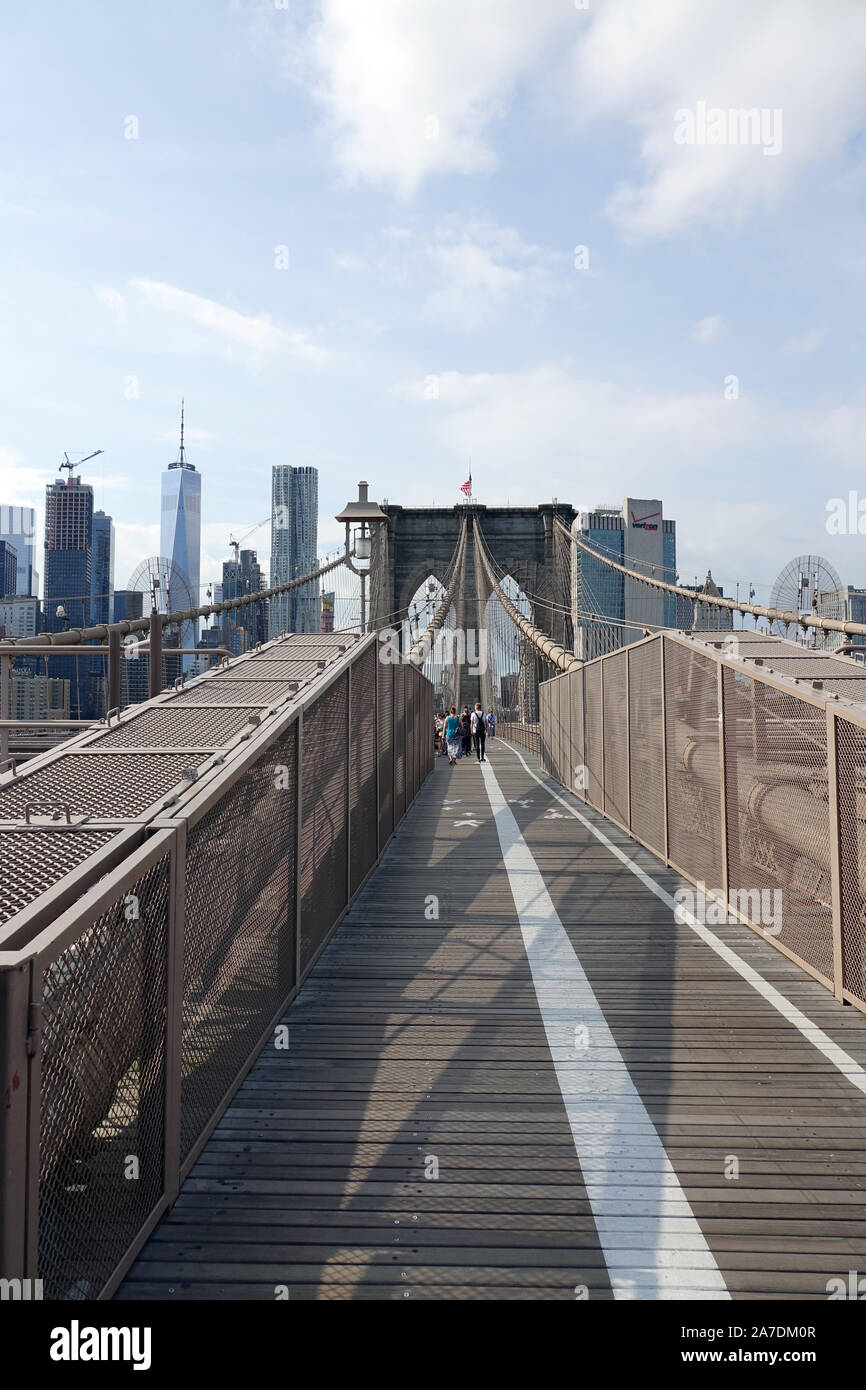 New York, USA. 11th Sep, 2019. The Brooklyn Bridge in New York. The ...