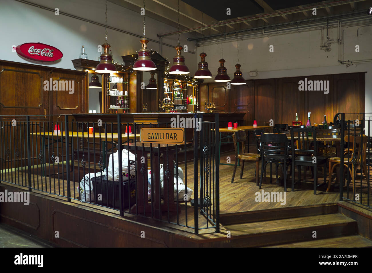 Beer veneer hi-res stock photography and images - Alamy