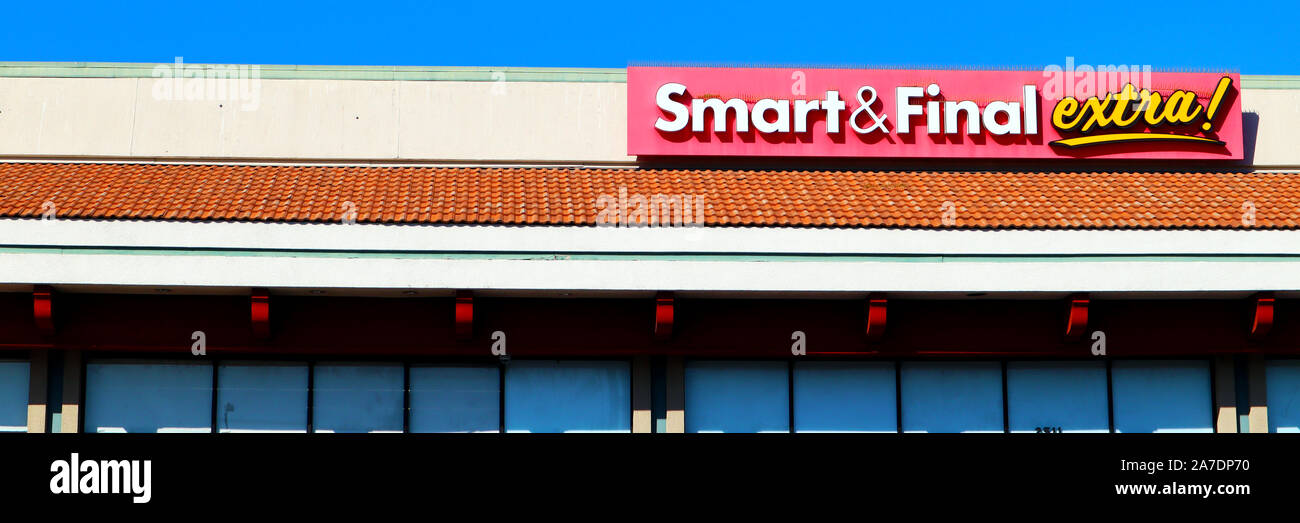 Smart and final extra hi-res stock photography and images - Alamy