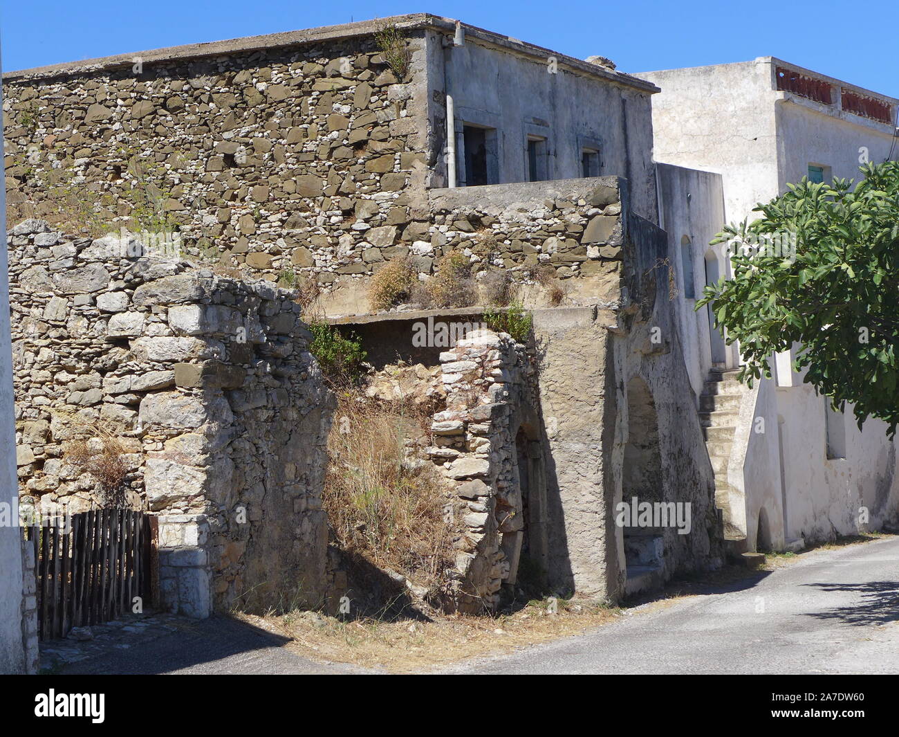 Kithira arch hi-res stock photography and images - Alamy