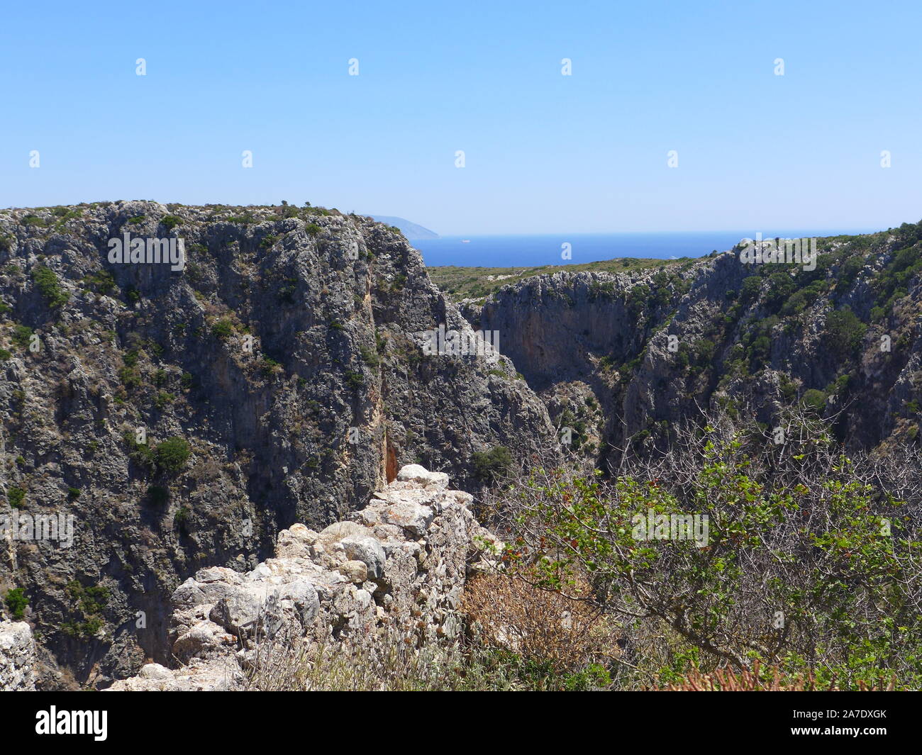 Kithira arch hi-res stock photography and images - Alamy