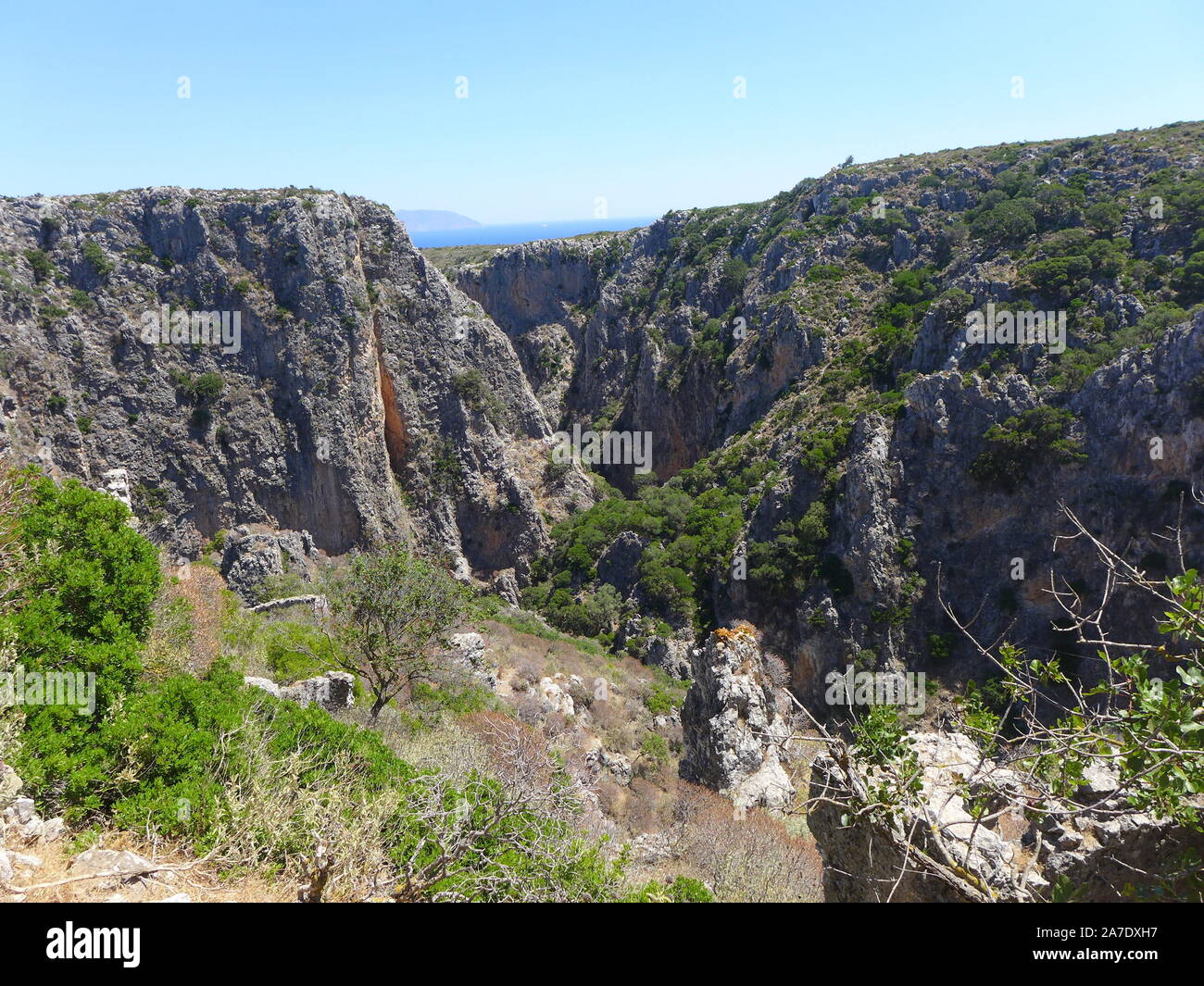 Kithira arch hi-res stock photography and images - Alamy