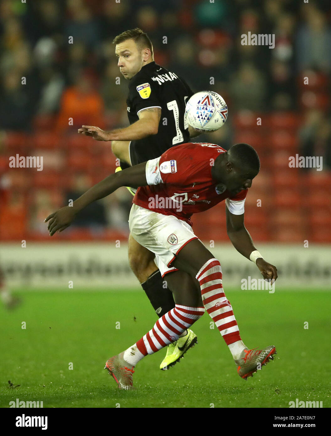 Barnsleys dimitri cavare battle hi-res stock photography and images - Alamy