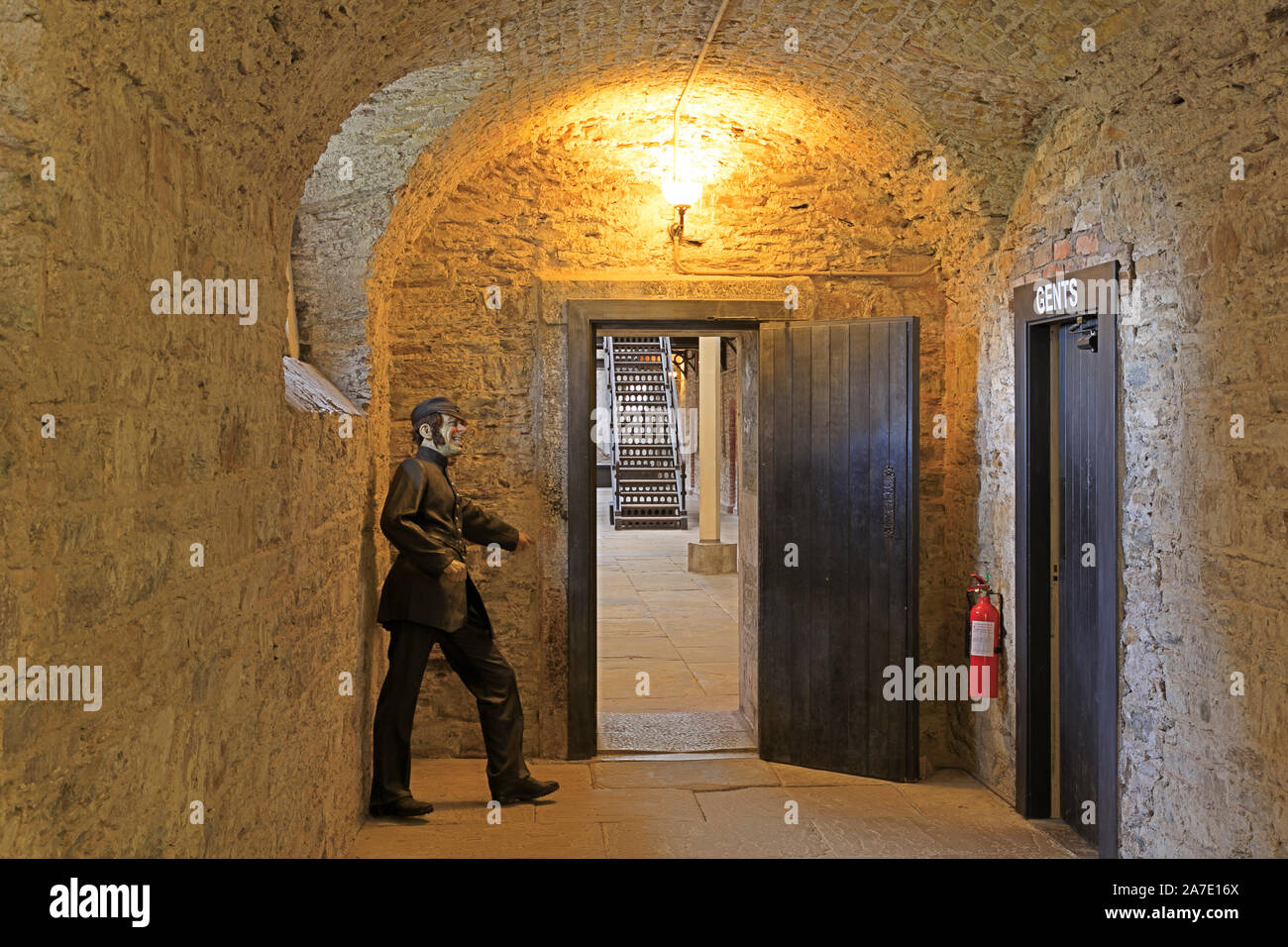 County jail cell hi-res stock photography and images - Alamy