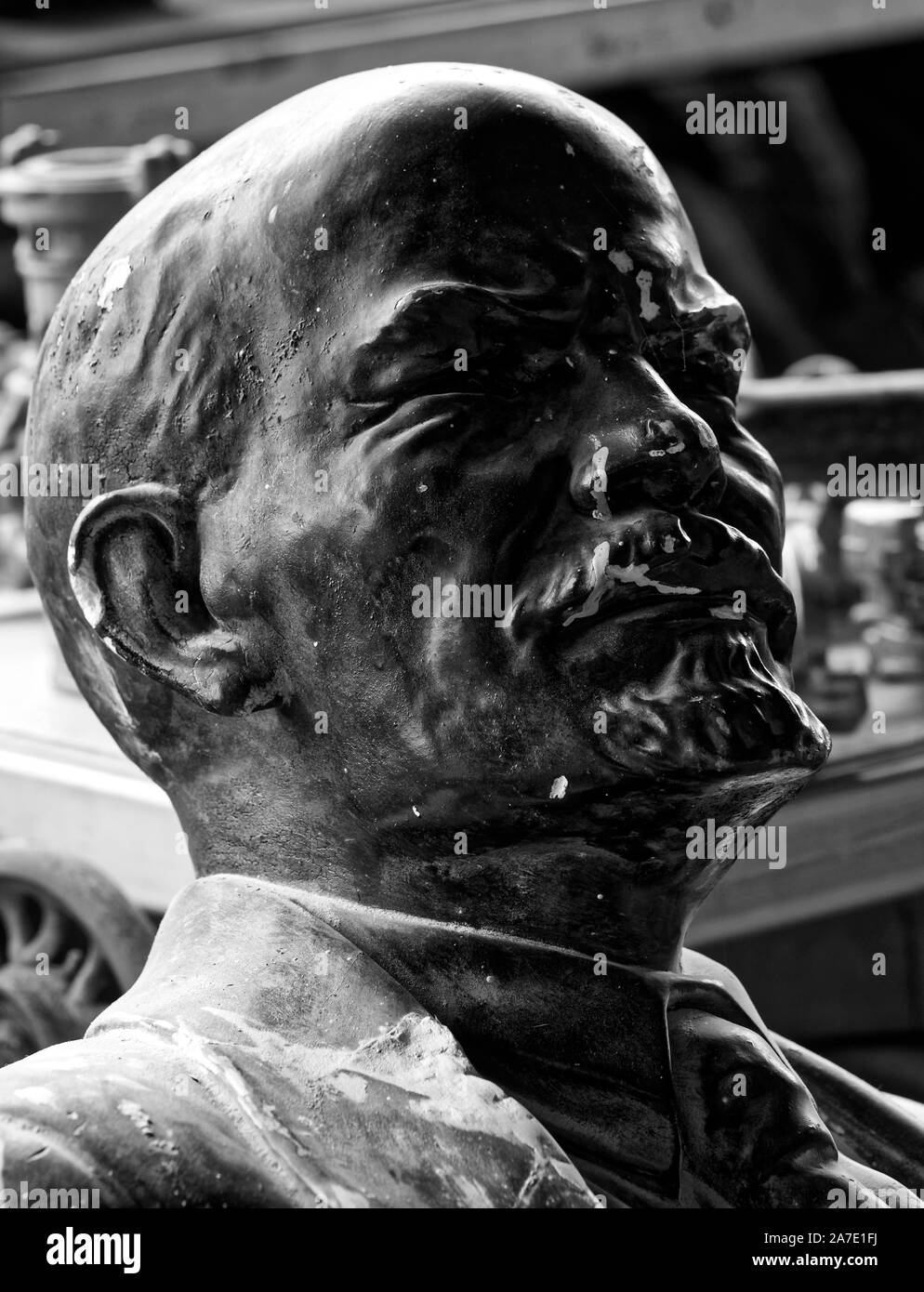 Lenins head hi-res stock photography and images - Alamy