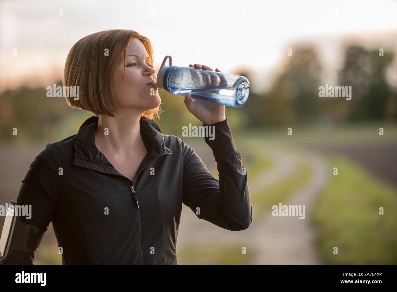 Athlete drinking sports drink hi-res stock photography and images - Alamy