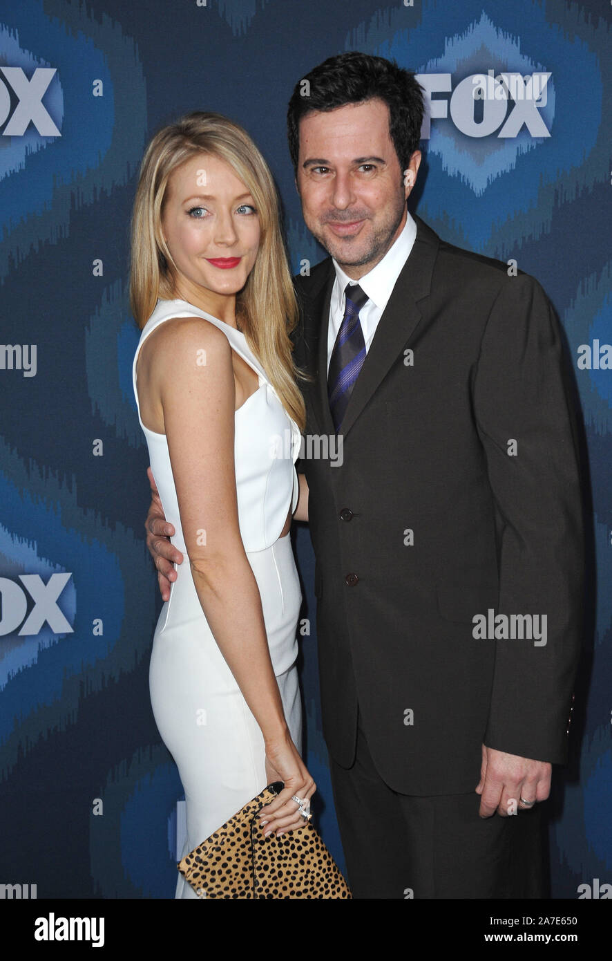 Jennifer finnigan and jonathan silverman hi-res stock photography and ...