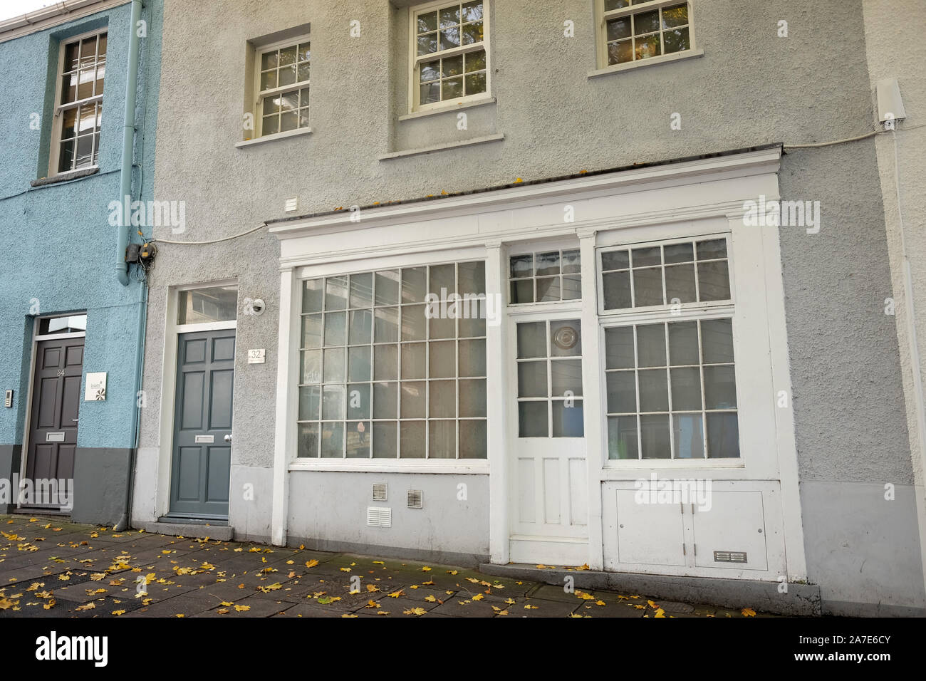 Back door uk home hi-res stock photography and images - Alamy