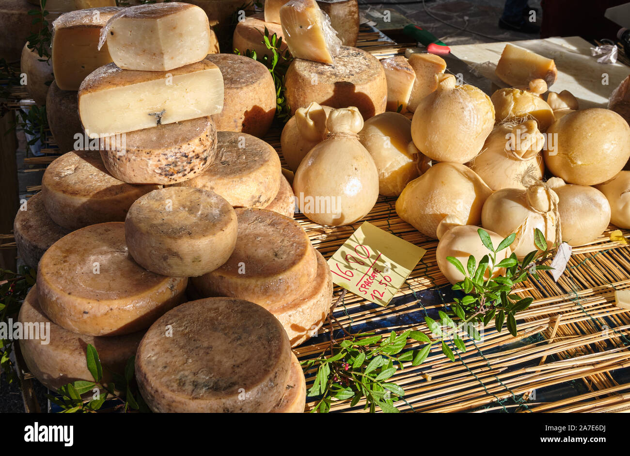 Sardinia casu marzu hi-res stock photography and images - Alamy