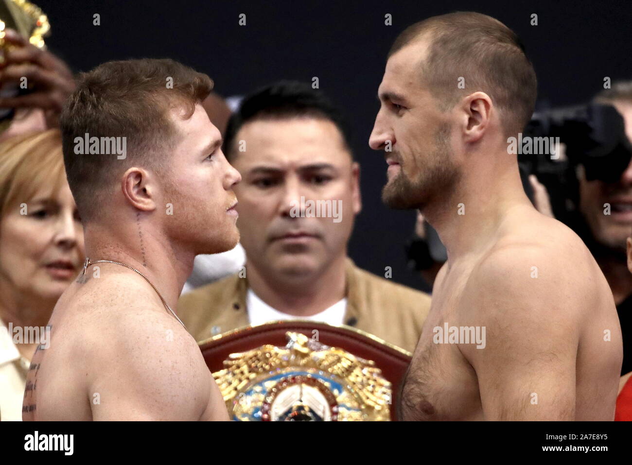 Boxing Face Off High Resolution Stock Photography and Images - Alamy