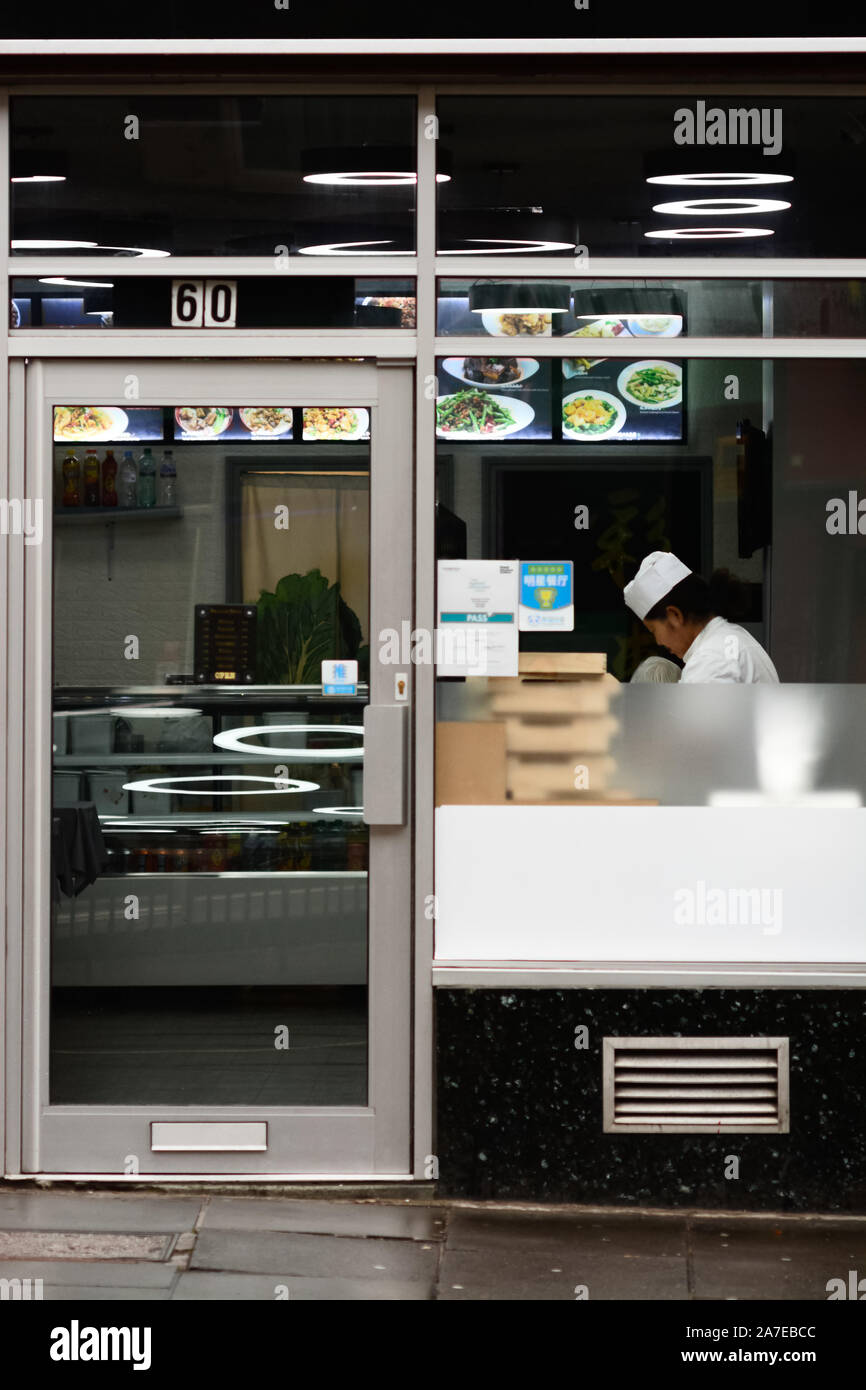 Urban everyday life hi-res stock photography and images - Alamy