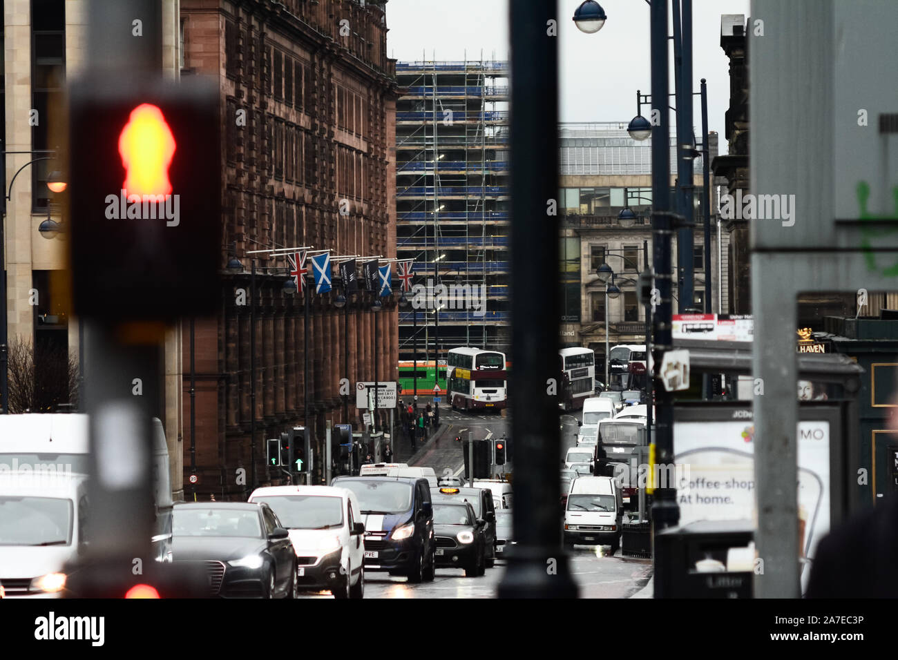 Everyday life in a city Stock Photo - Alamy